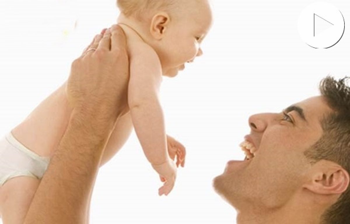 ¡Es la bebé más fuerte sobre la tierra!