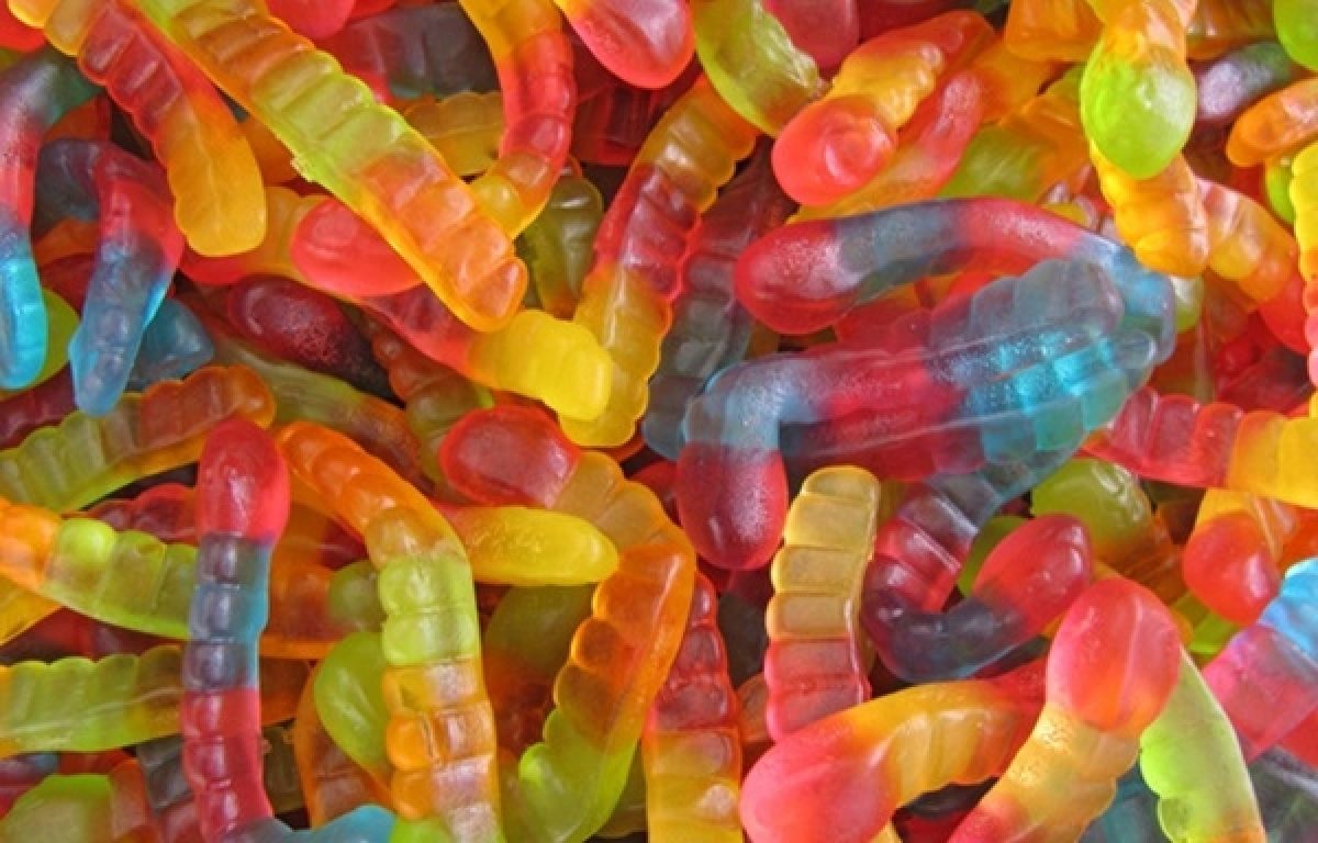 Después de ver esto no querrás comer gomitas - Candela