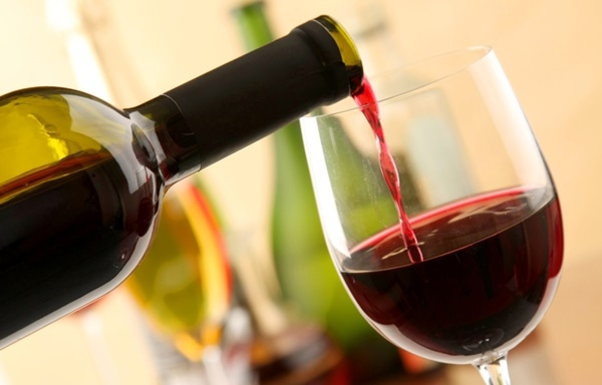 Motivos por los que el vino es mejor que un amante