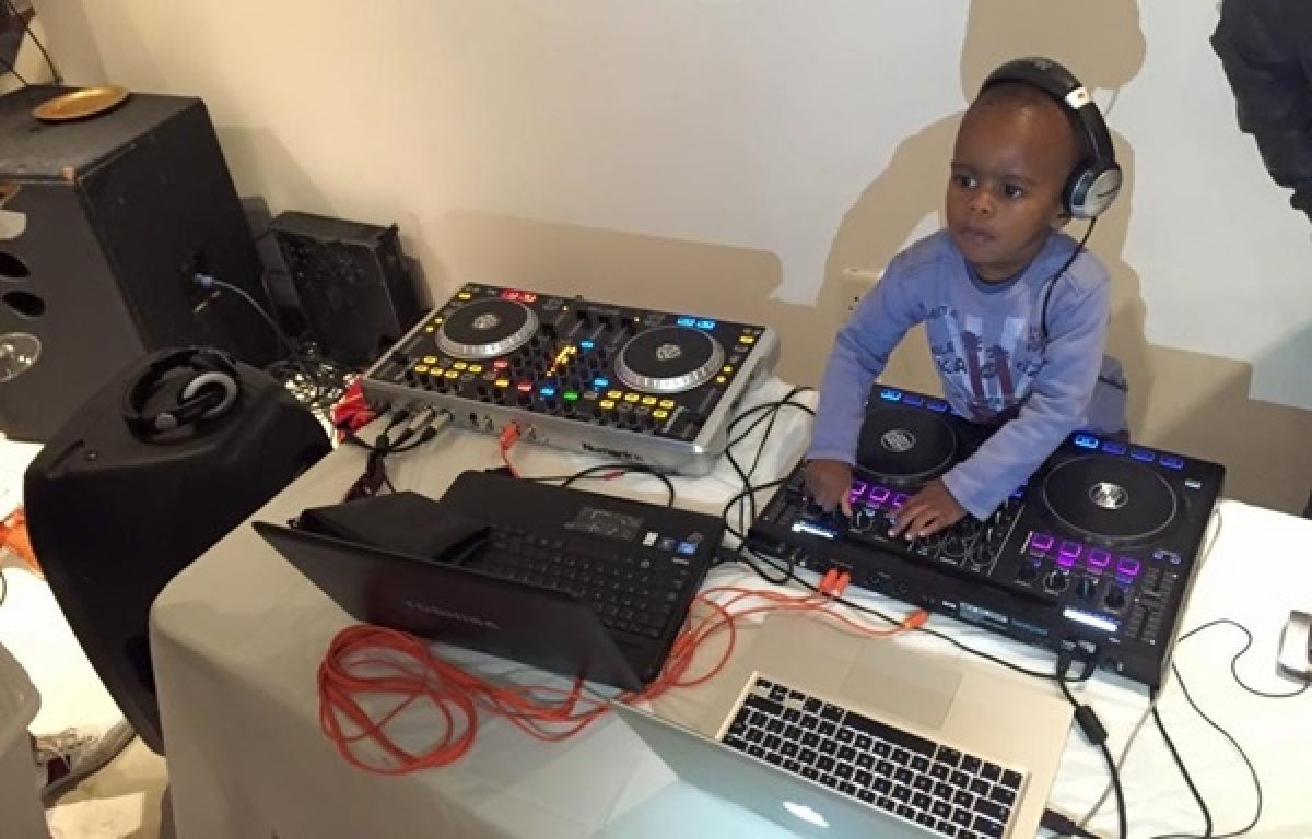 Conoce al Dj más joven de Sudáfrica