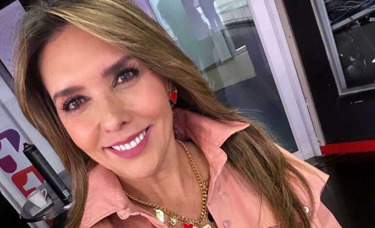Mónica Rodríguez lloró por el momento que vive, "estoy de pelea con Dios"