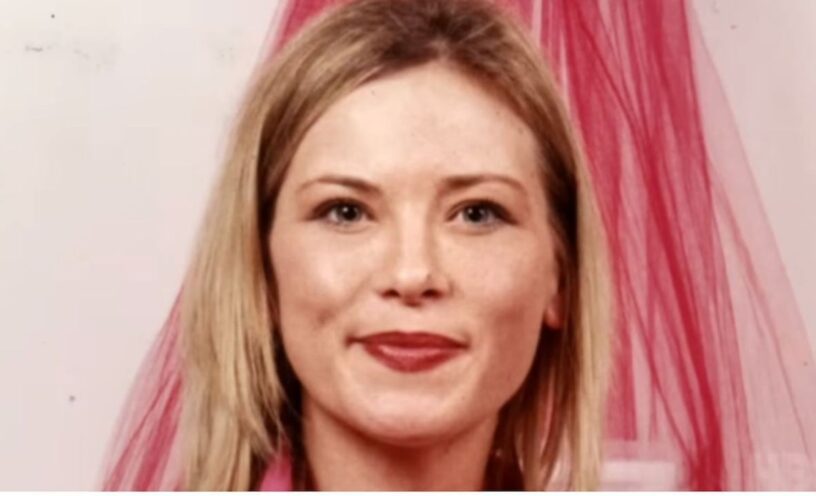 Ella es 'madre Dios', mujer que dice ser la reencarnación de Jesús ...